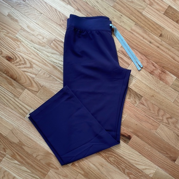 Figs | Pants & Jumpsuits | Figs Medium Petite Purple Shadow Livingston ...